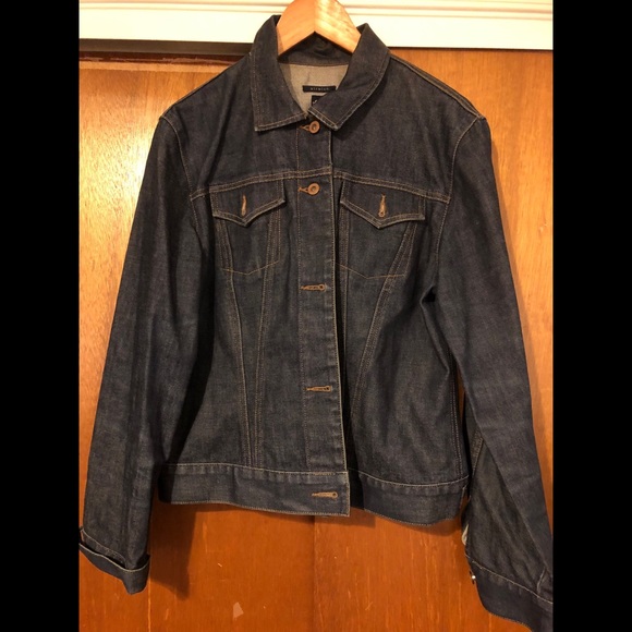 GAP | Jackets & Coats | Gap Classic Blue Denim Jacket Stretch | Poshmark